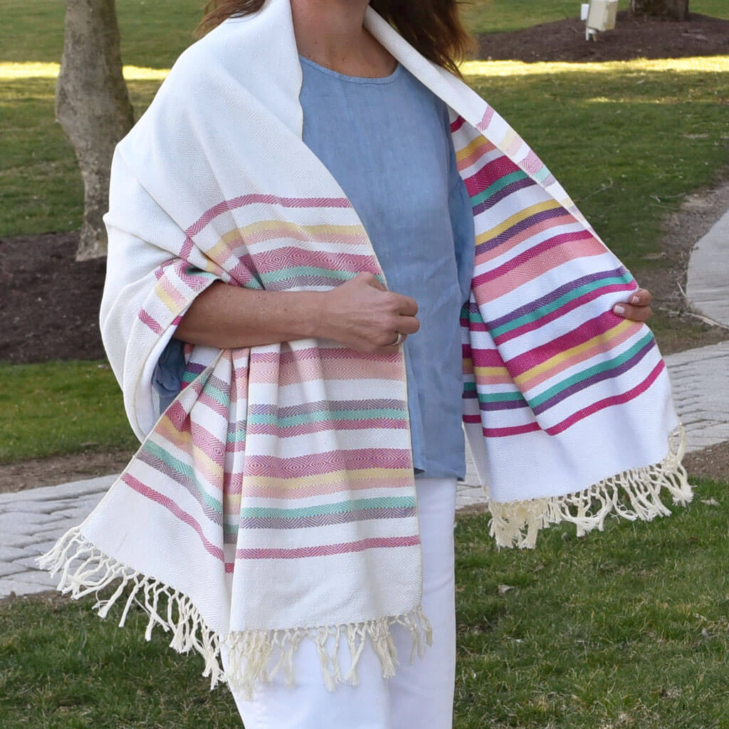 Cream Unicorn Shawl Handwoven Diamond Weave Fair Trade Mayamam Weavers